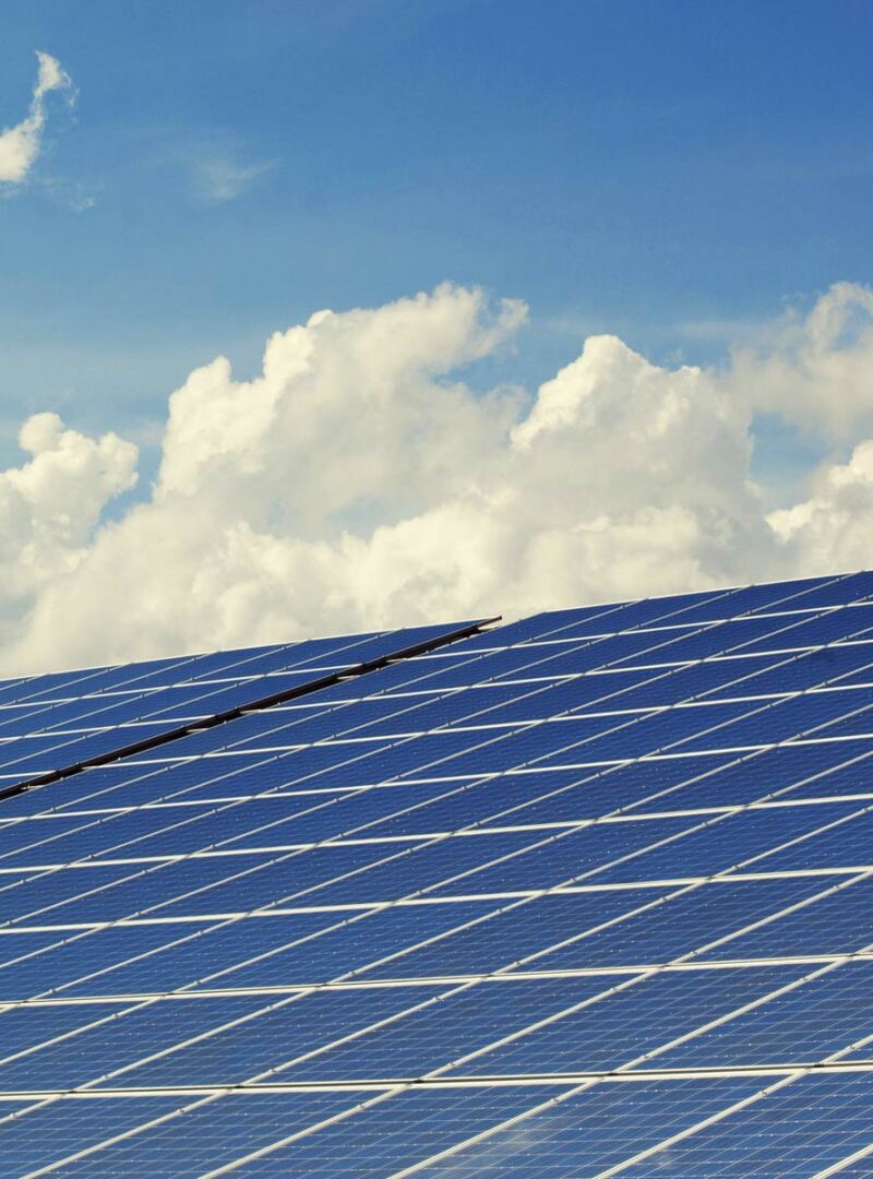 Gov. Holcomb announces building new $800M solar cell manufacturing ...